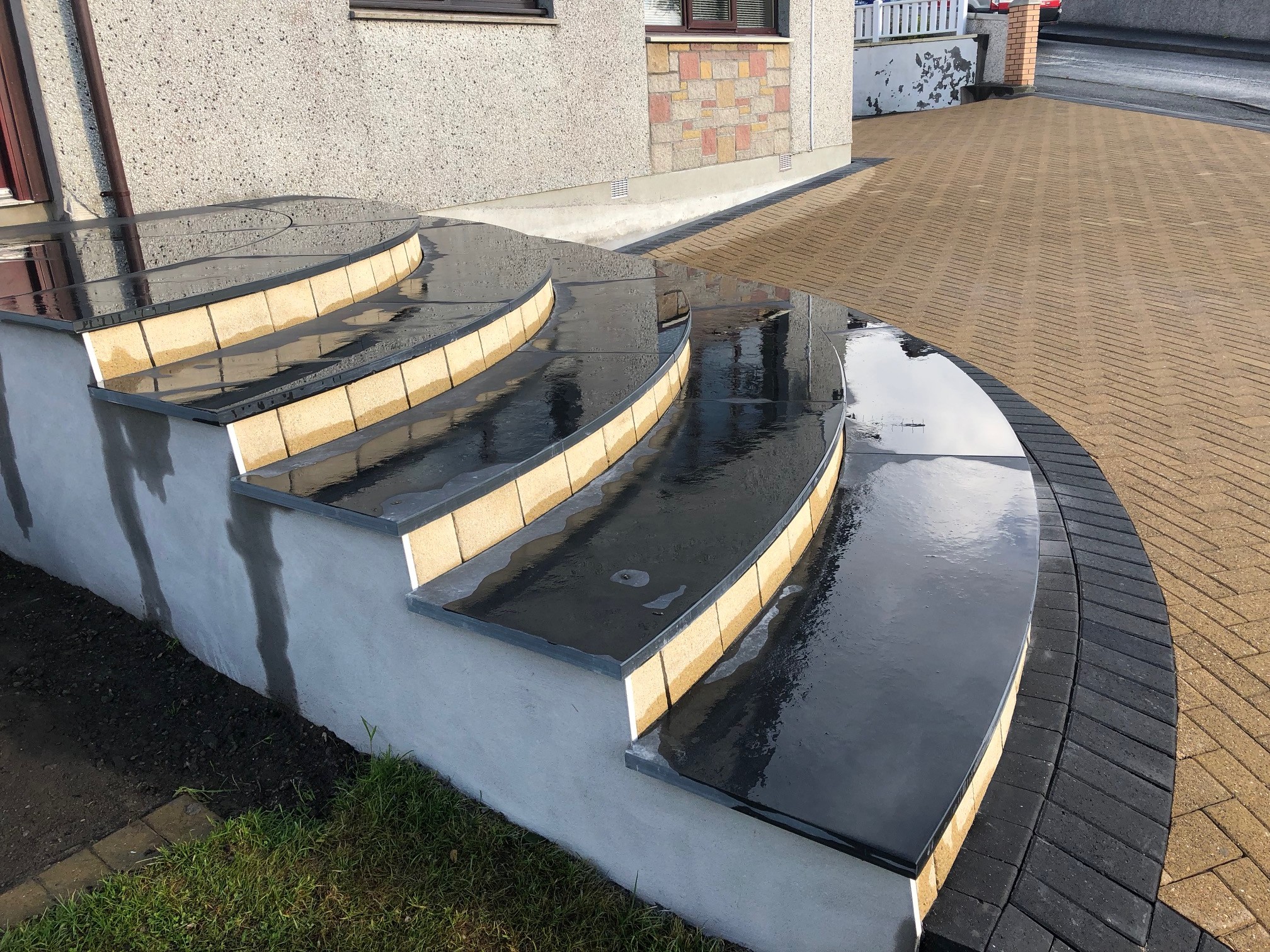 Curved slabs and Lockblock Driveway | Shetland Plant Hire Ltd